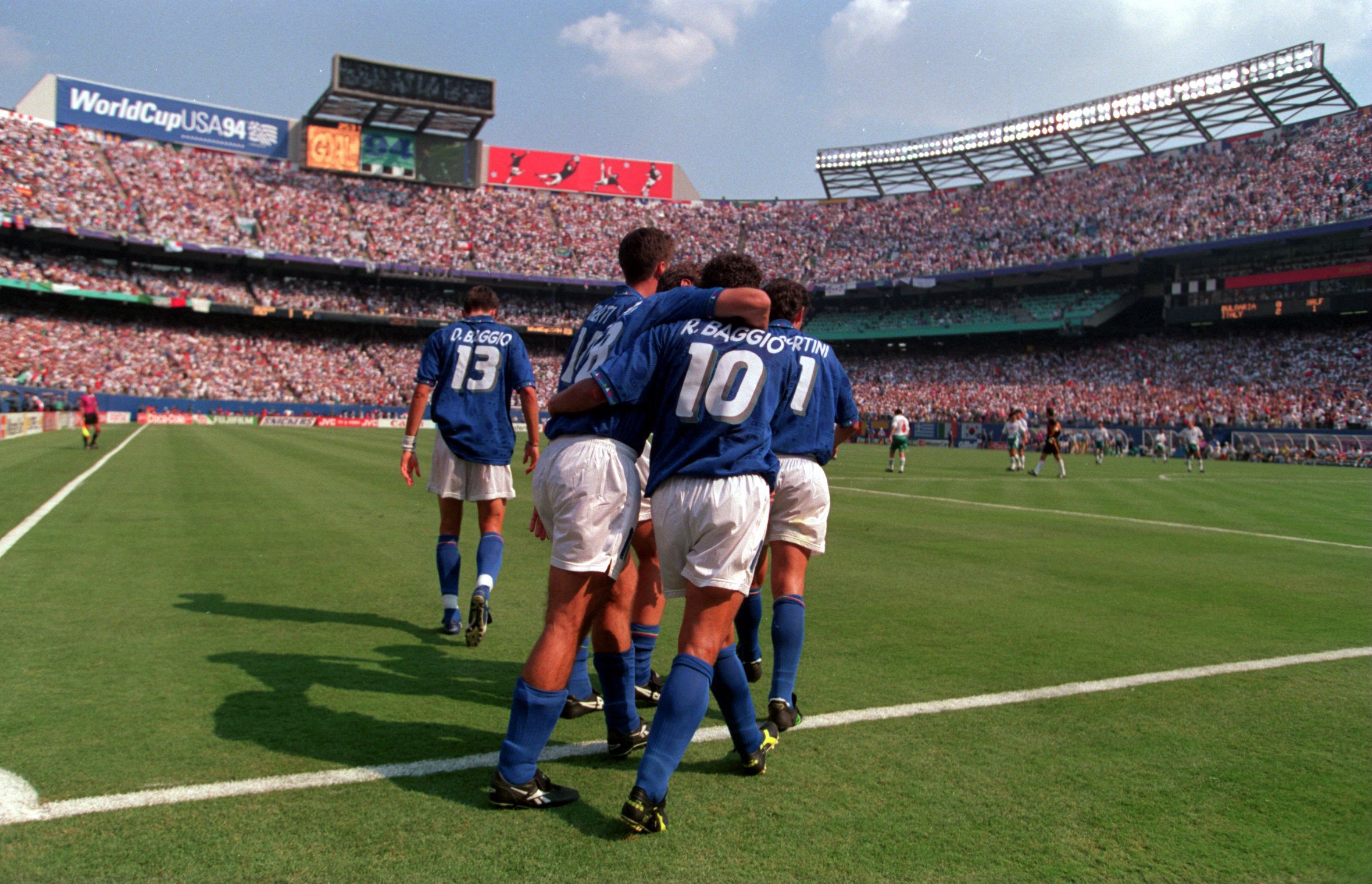 Y Roberto Baggio derribó a Bulgaria - Notas de Fútbol